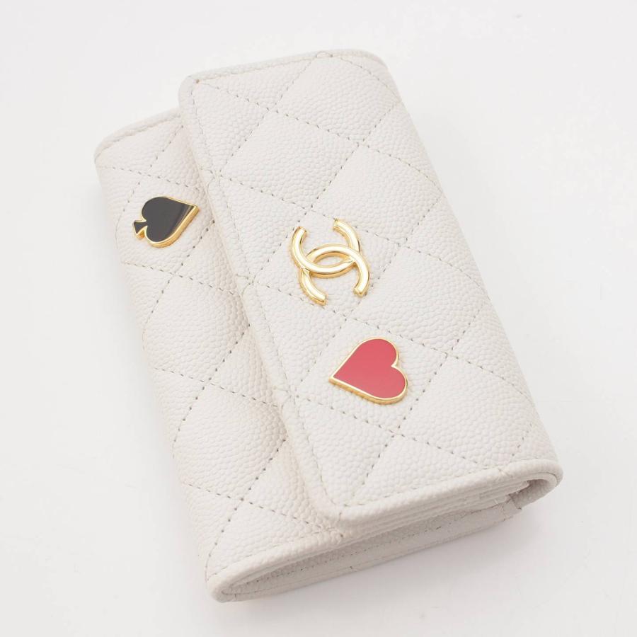 CHANEL 【シャネル】Chanel マトラッセ キャビアスキン ココマーク ハート カードケース AP3083 ホワイト 【中古】【正規品 ...