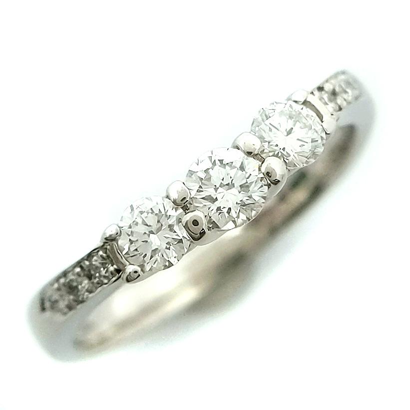 トリロジー ウェーブセッティング ダイヤモンドリング・指輪/Pt900-3.7g/0.35ct/FD:0.06ct/TRILOGY 翌日配送可/h230424/482095 : リファスタ ...