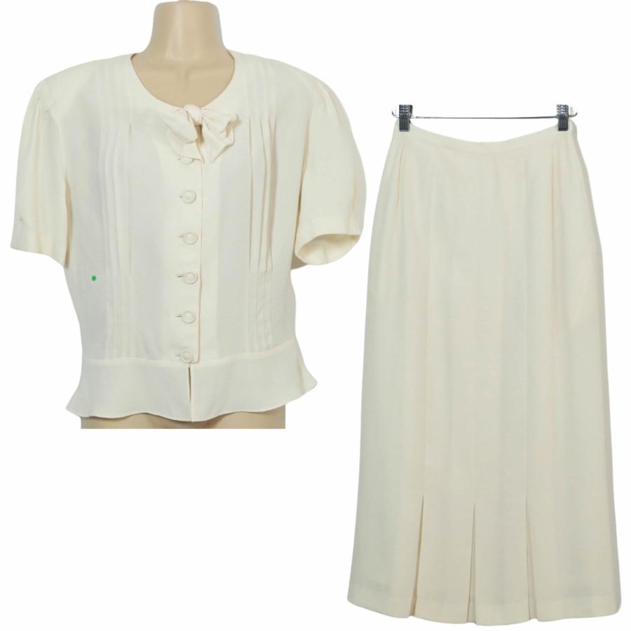 インゲボルグ INGEBORG★2点セット！大人可愛いリボン＆裾プリーツ ブラウス スカート 薄クリーム系 着回し力 クラシカルシルエット z8109 : リサイクルステージ - 通販 ...