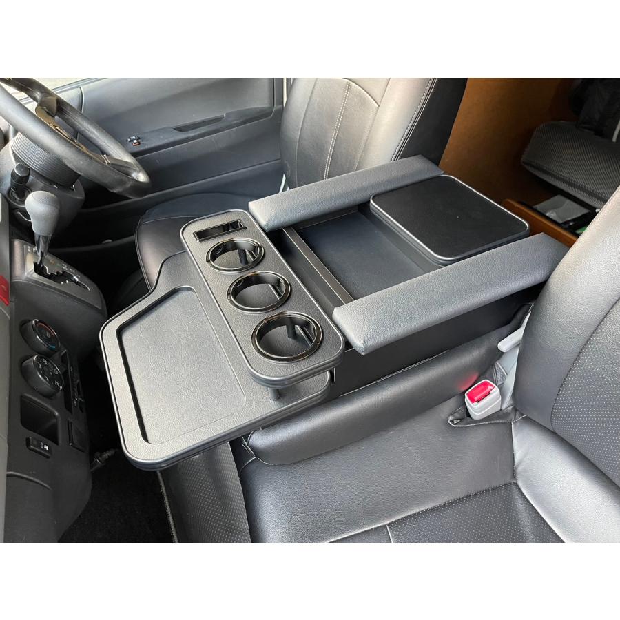 BUSSELL バッセル HIACE ハイエース H200系 DXグレード 標準ボディ専用 H16/8〜 全年式対応 センターコンソール ...