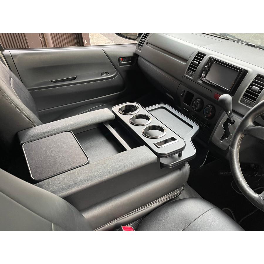 BUSSELL バッセル HIACE ハイエース H200系 DXグレード 標準ボディ専用 H16/8〜 全年式対応 センターコンソール ...