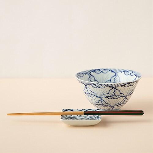 有田焼 茶碗 おしゃれ | 花弁紋 姫碗 大・小 そうた窯 和食器 ギフト プレゼント 内祝い 結婚祝い 日本製 ご飯茶碗 爆買 : ロカルコ ...