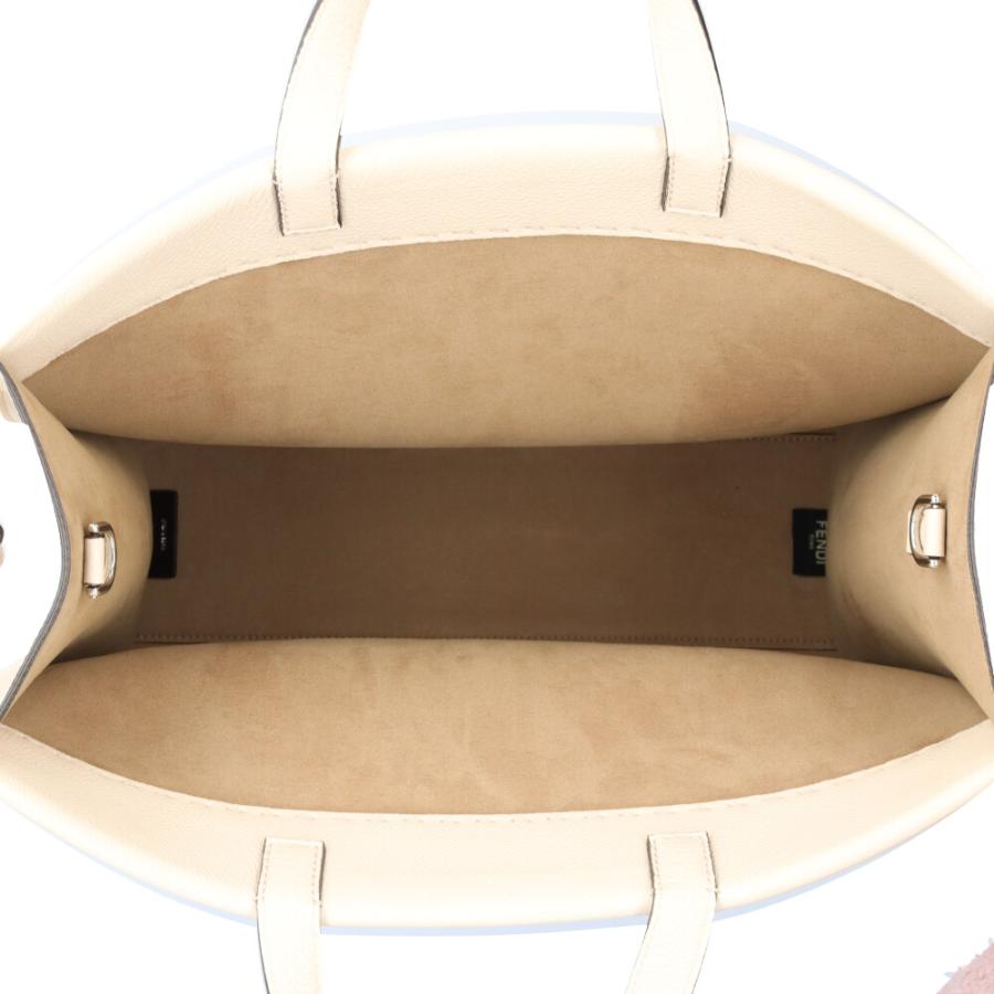 FENDI（フェンディ） ゴートゥーショッパーミディアム ショルダー