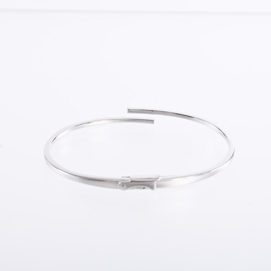 ダイヤ バングル ダイヤ0.66ct 内周:約17cm/幅最大:約5.5mm 13.6g レディース 中古A品 : ロデオドライブ-Yahoo!ショップ - 通販 - Yahoo!ショッピング