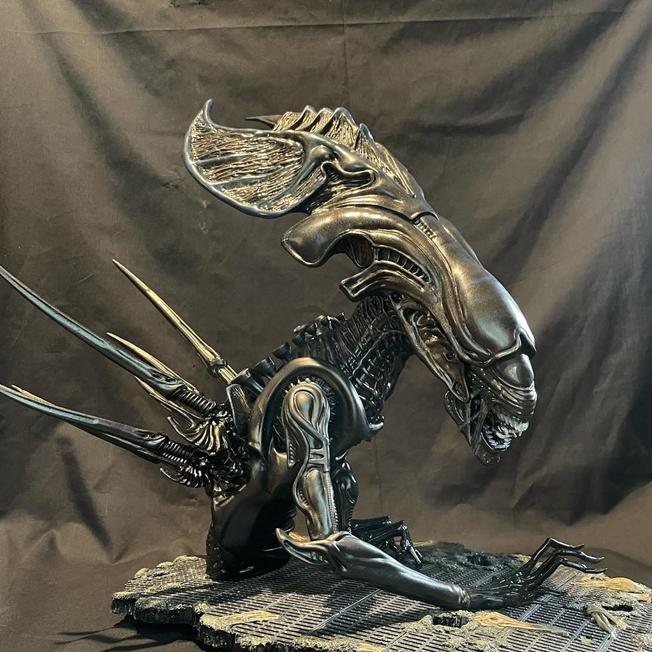 Queen Alien Bust Kit【取り寄せ】 : ROSWELL JAPAN - 通販 - Yahoo!ショッピング