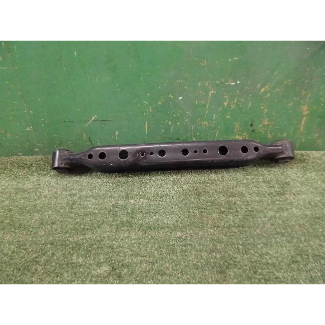 エクストレイル DBA-T32 右リアロアアーム 55110-JG01E 243314 : リサイクルパーツ・イナキ - 通販 - Yahoo ...