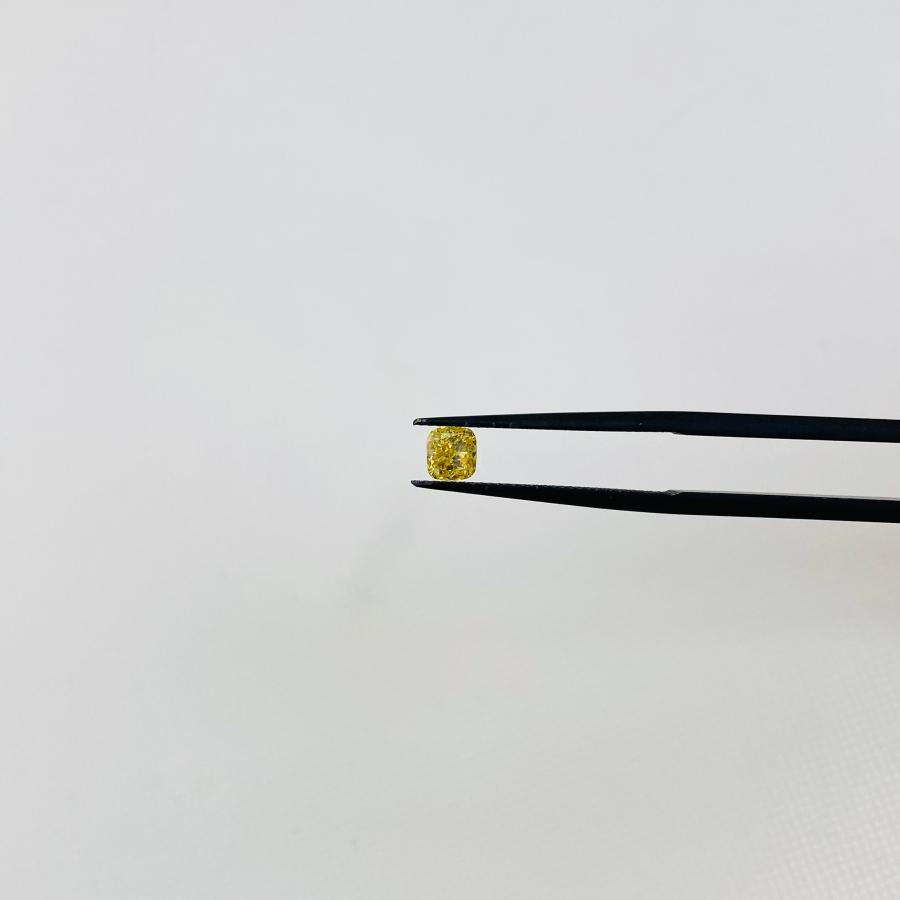 FANCY VIVID YELLOW 0.236ct X/RT2040/CGL : rt2040 : RTDiamonds - 通販 ...