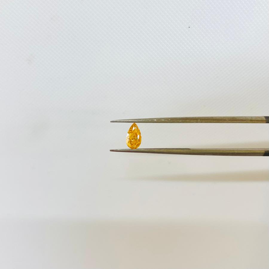 FANCY VIVID YELLOW ORANGE 0.28ct PS/RT2707/GIA : R.T.Diamonds - 通販 - Yahoo!ショッピング