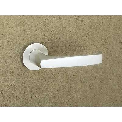 美和ロック LA20.KNB 扉厚29〜32・33〜41mm MIWA LA用アルミシルバーレバーハンドル（SV）（左右勝手兼用） 【在庫品】 : セキュリティショップ ルナ - 通販 ...