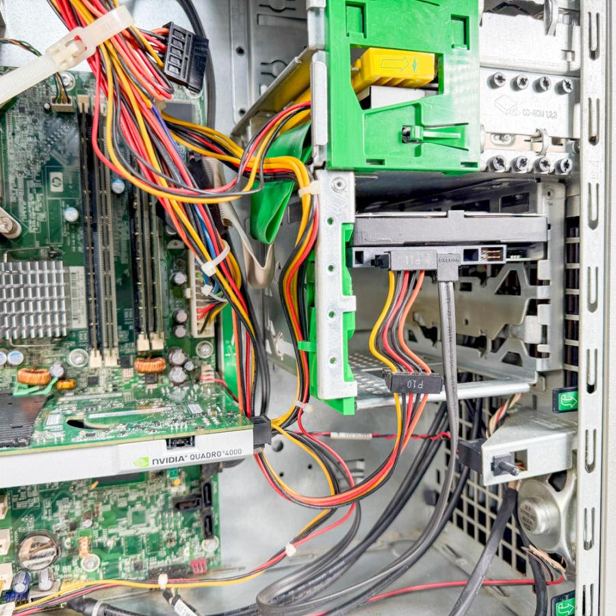 日本HP HP xw4600/CT Workstation WindowsXP SP2 Core2 Duo E8400 3.00GHz HDD ...