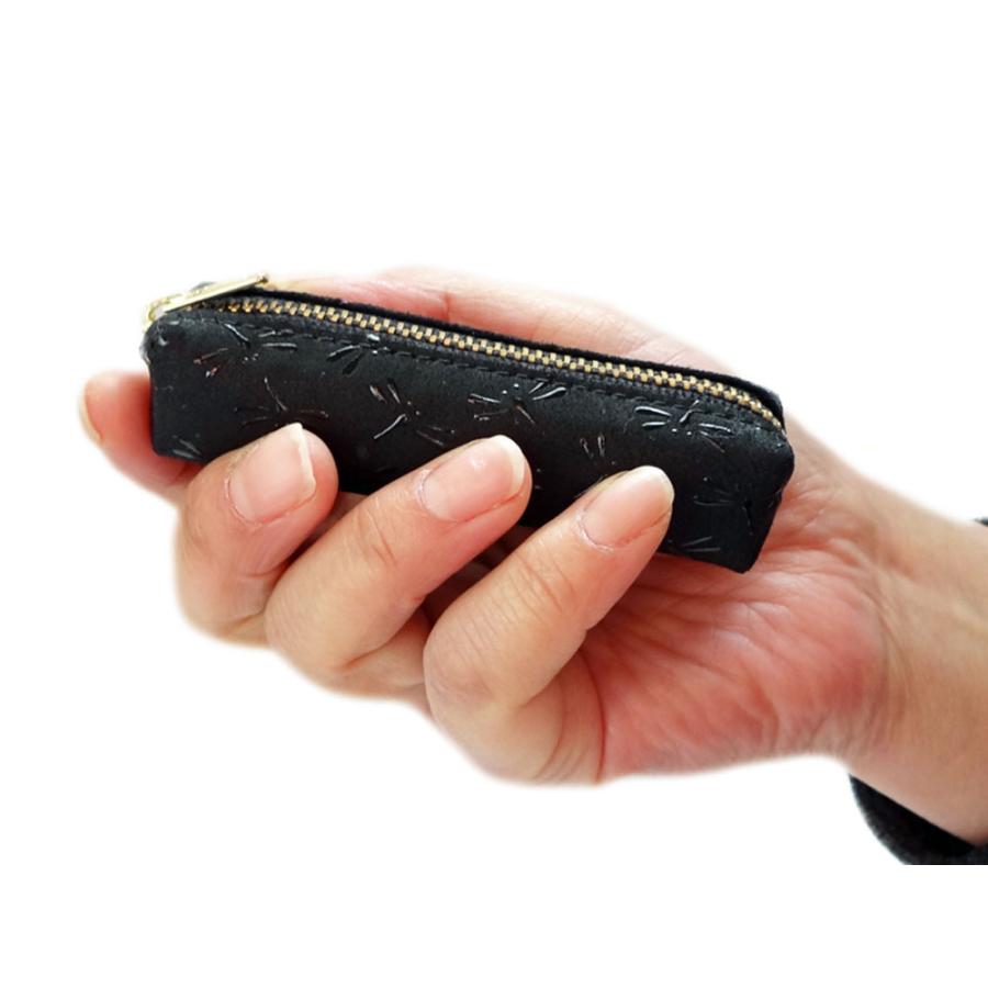 印傳屋 印伝 5022小物入れ 黒地鹿革 黒漆 とんぼ柄 爆買 : 甲州印伝卸問屋の鈴木義介商店 - 通販 - Yahoo!ショッピング