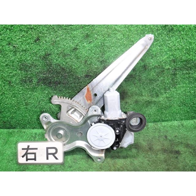 クラウン DBA-GRS200 右Rドアレギュレータ・モーター 4GR-FSE 85720-30350 : パーツガレージ - 通販 ...