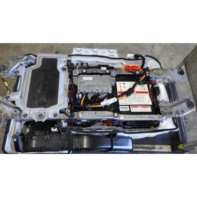 フィット DAA-GP5 HV・EV・FCVバッテリー ハイブリッド Fパッケージ NH731P 1K000-5P6-J04 : 下関メタル - 通販 - Yahoo!ショッピング