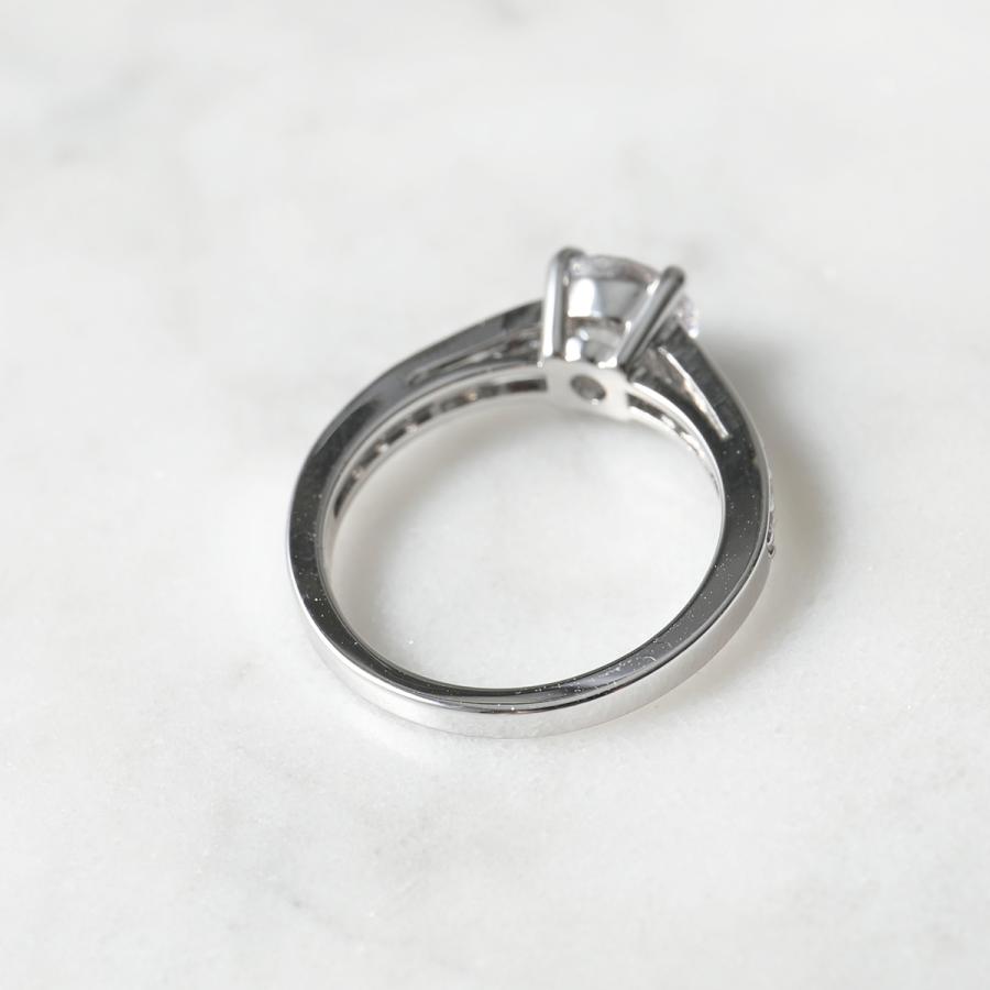 SWAROVSKI スワロフスキー リング Attract アトラクト RING RND SWAROVSKI スワロフスキー リング Attract アトラクト RING RND