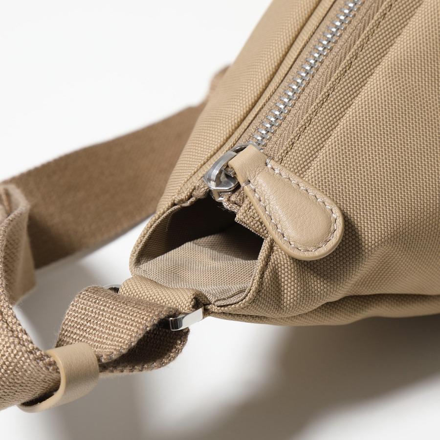 THE ROW ザ・ロウ ショルダーバッグ Slouchy Banana Two Bag THE ROW ザ・ロウ ショルダーバッグ Slouchy Banana Two Bag