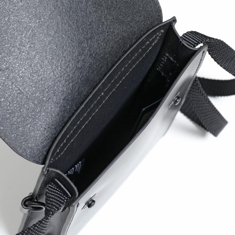 FRED PERRY（フレッドペリー） ショルダーバッグ BURNISHED LEATHER POUCH L4331 レディース レザー ...