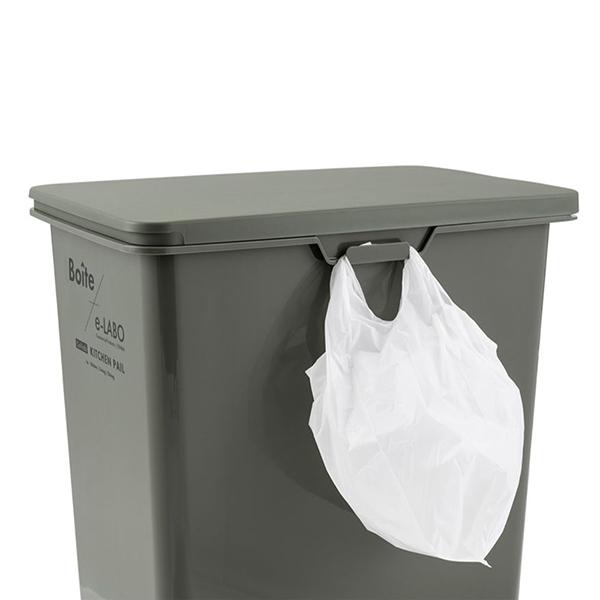 天馬(Tenma) ELB-PP20 KH ペダル式 ゴミ箱 フタ付き 20L カーキ 幅24×奥行35×高さ40cm Boite e-LABO ペダルペール キャスター付き ...