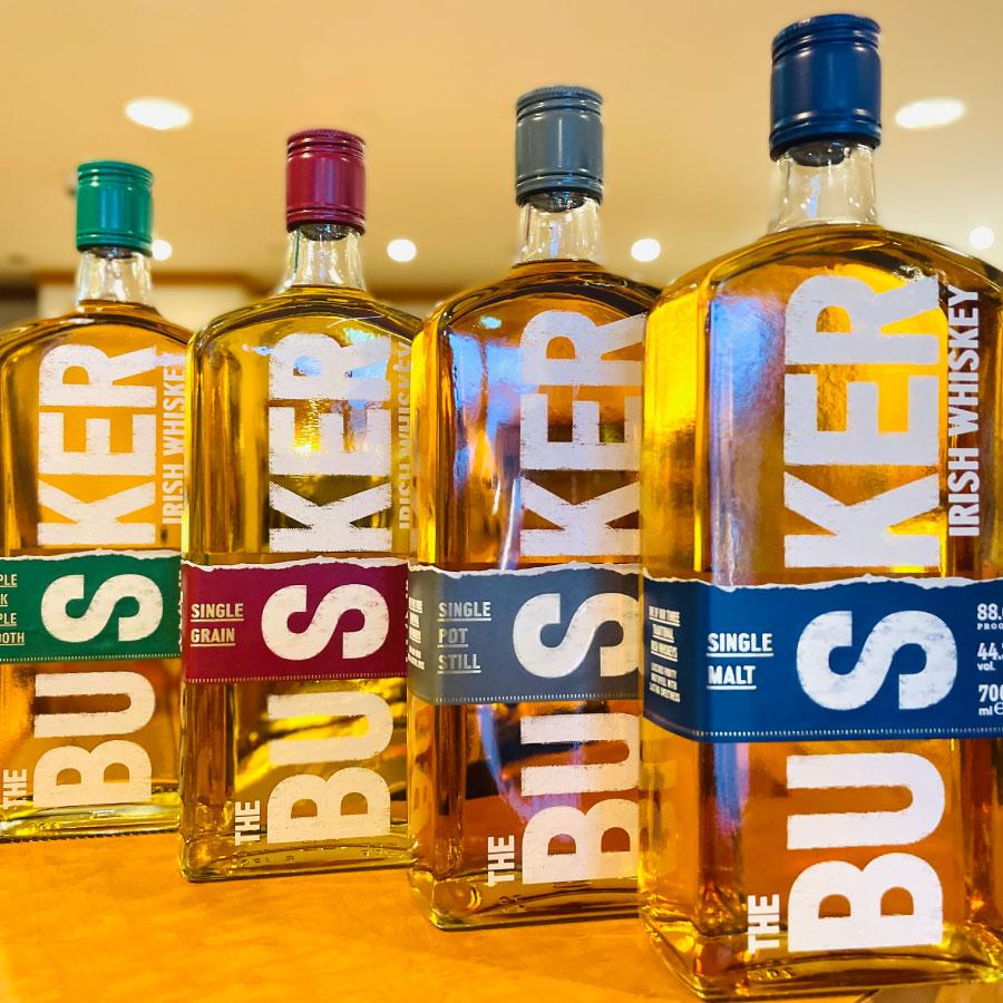 正規品 バスカー 4種セット トリプルカスク シングルモルト シングルグレーン シングルポットスチル アイルランド 緑 青 グレー 赤 THE BUSKER IRISH WHISKEY : 酒 ...