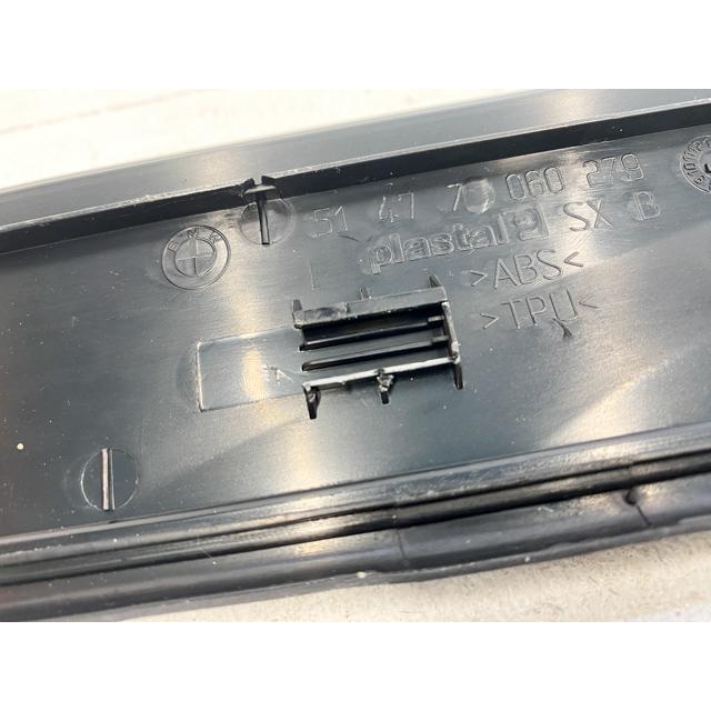 BMW 3シリーズ E91 320i ツーリング 08 ABA-VR20 純正 左 フロント スカッフプレート 51477060279 LH ...