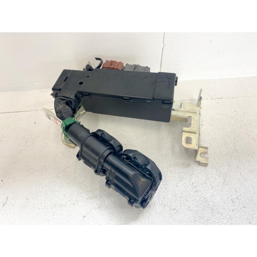 ホンダ ゼストスパーク W DBA-JE1 NH700M AT 純正 エンジンコンピューター ハーネス カプラー 32113-R20-0000 ...
