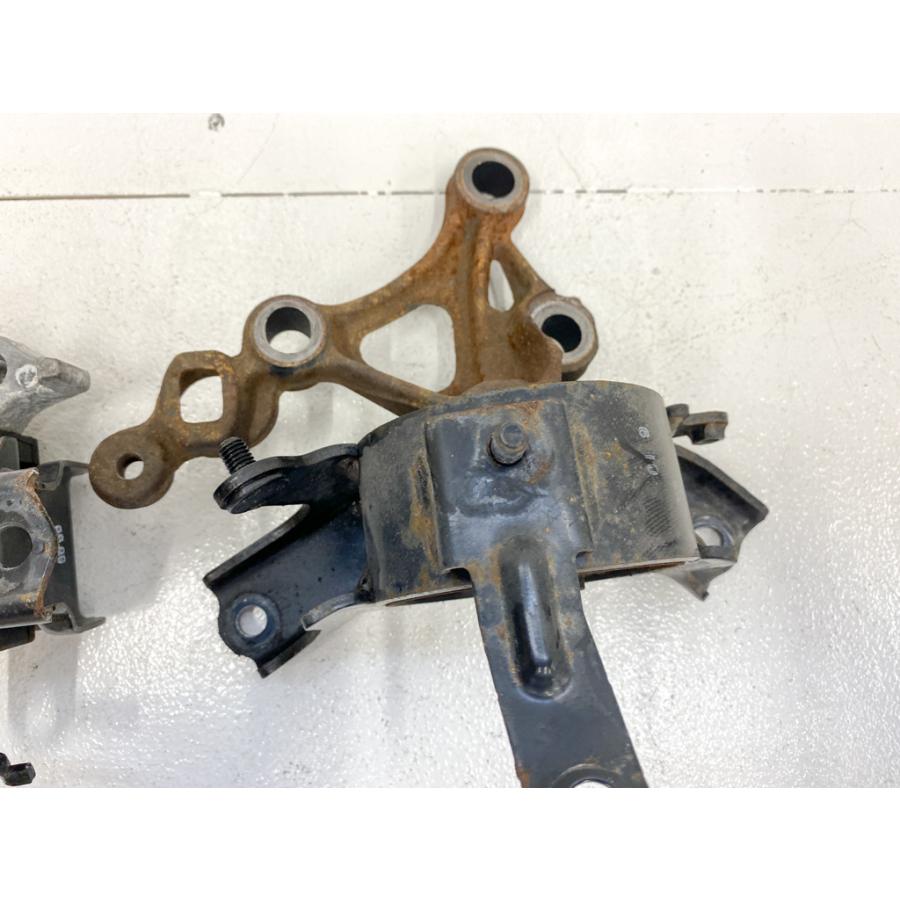 ダイハツ ミラココア ココアプラスX DBA-L675S GBXF KF-VE KF T24 FD10 純正 エンジンマウント 2個セット ...