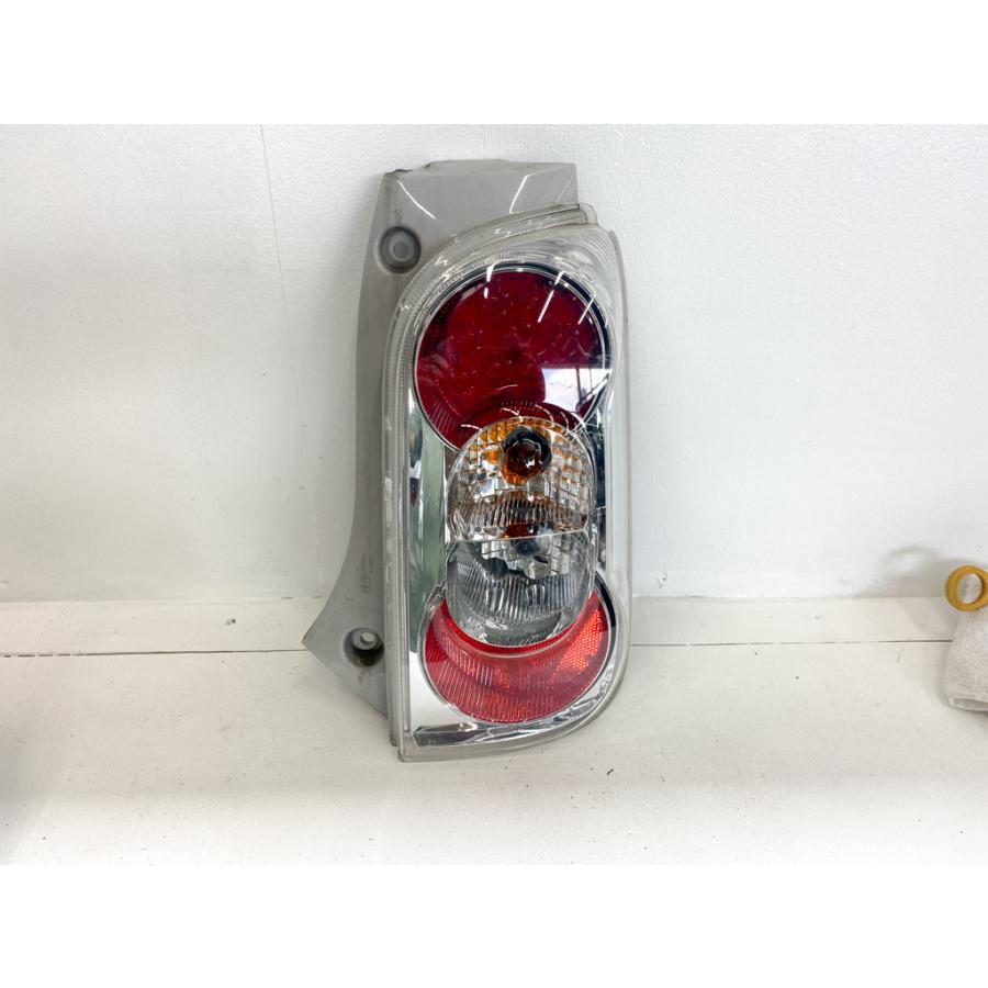 ダイハツ ミラココア L675S KF-VE3 純正 右 テールレンズ 20515 R : サムライセブンヤフー店 - 通販 - Yahoo ...