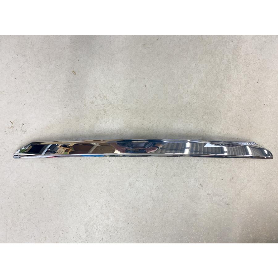 トヨタ ヴィッツ RS NCP131 AHXVK-C 1NZ-FE 209 純正 バックドアガーニッシュ 76801-52350 : サムライ ...