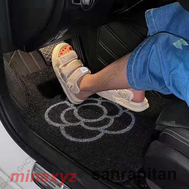 カーマット おしゃれ 自動車用フロアマット フロアマット 車 汎用 車用 防汚性 滑り止め 厚み 耐久性 小型自動車 車内用品 車 内装 カー用品 : petto05-1505 : サンラびっ ...