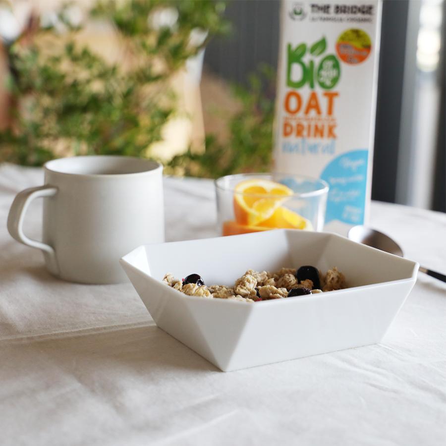 1616 / arita japan 1616 arita japan TY スクエアボウル 150 ホワイト 1枚 イチロクイチロク アリタ ジャパン 有田焼 TYスクエアボウル : サンテ ...