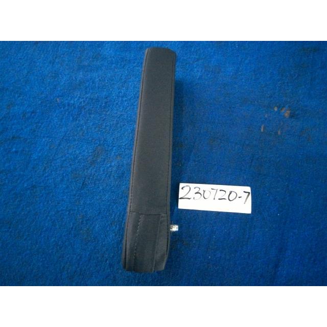 ノート DBA-E11 アームレスト 15X ※同梱不可 即決商品 : サトウサービス - 通販 - Yahoo!ショッピング