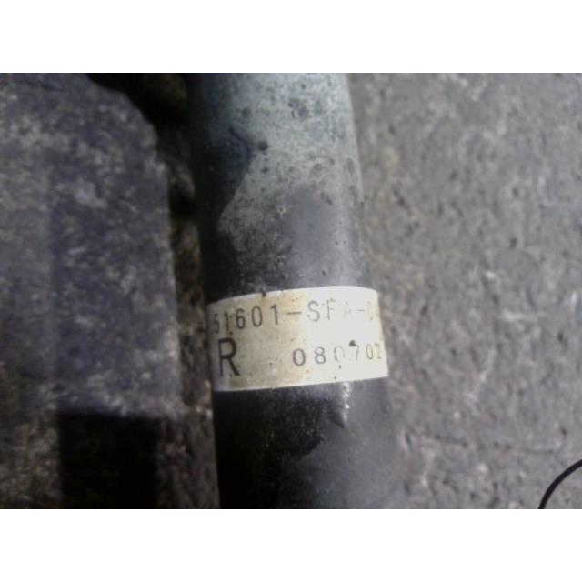 ライフ DBA-JB5 フロント 右 ストラット スーパートピック 51601-SFA-044 ※同梱不可 即決商品 : 230925000450110 : サトウサービス - 通販 ...
