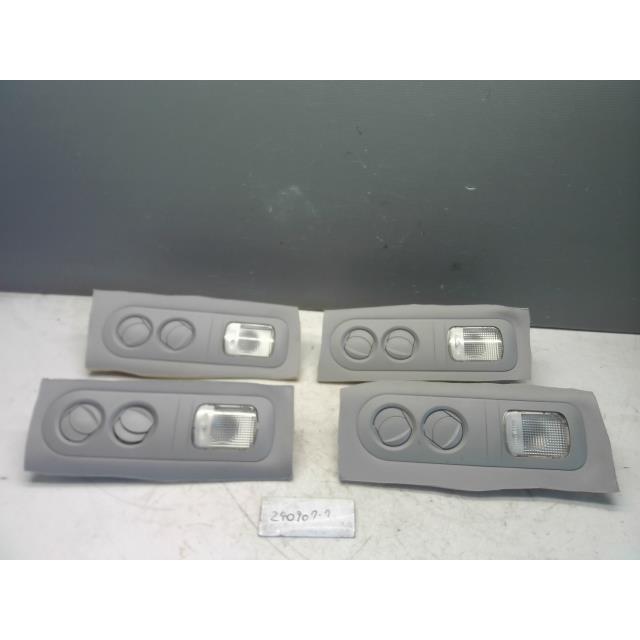 エリシオン DBA-RR1 「ルーフ吹出口4個」 同梱不可 即決品 : サトウサービス - 通販 - Yahoo!ショッピング