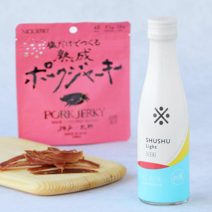 沢の鶴 【父の日 ギフト包装 可能】 おつまみ&お酒セット 神戸発 純米酒SHUSHU Light(シュシュ・ライト)180ml ＆ 塩だけでつくる熟成ポークジャーキー : 沢の鶴 純米酒蔵 ...