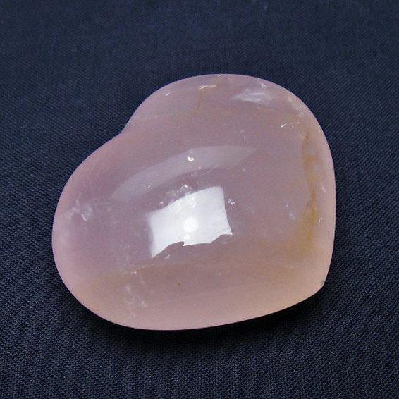 ローズクォーツハート 置物 t225-8583 : 誠安天然石専門店 - 通販 - Yahoo!ショッピング