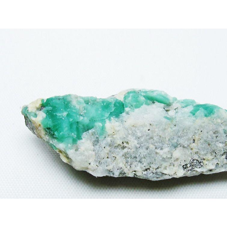 エメラルド 原石 t672-1337 : 誠安天然石専門店 - 通販 - Yahoo!ショッピング