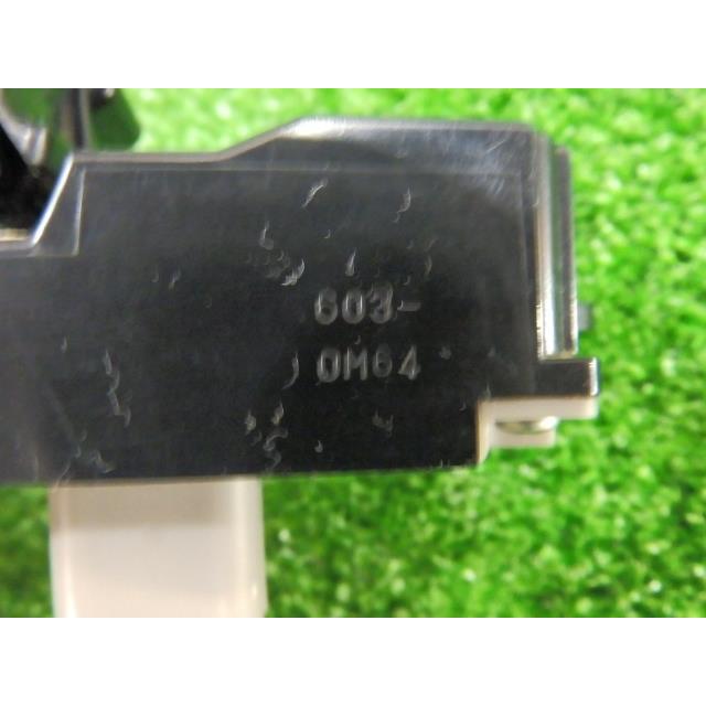 タイタン ダッシュ TC-SYE6T 右フロントPW/パワーウインドウスイッチ FE A2W 603-0M64 S58B-66-350 221080 : 株式会社 西友商会 - 通販 ...