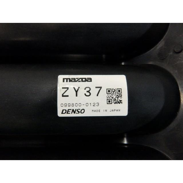 デミオ DBA-DY5W インテークマニホールド/インマニ ZY-VE 28B ZY37-13-100B 221692 : 株式会社 西友商会 - 通販 - Yahoo!ショッピング