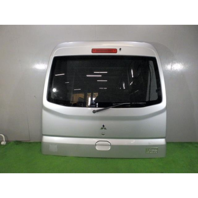 タウンボックス GF-U62W バックドア/リアゲート 3G83 A69 MR586930 221839 : 株式会社 西友商会 - 通販 ...