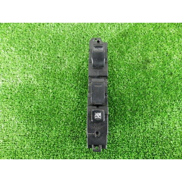 デュトロ VF-XKU304E 右フロントPW/パワーウインドウスイッチ N04C-6A 9A7 898-3W81 84820-37032 ...