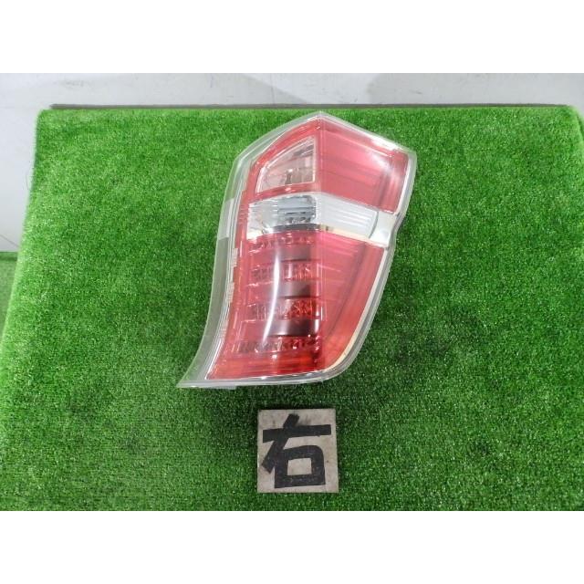 ステップワゴン DBA-RK1 右テールランプ R20A NH788P W0587 33500-SZW-J11 230138 : 株式会社 西友商会 - 通販 - Yahoo!ショッピング
