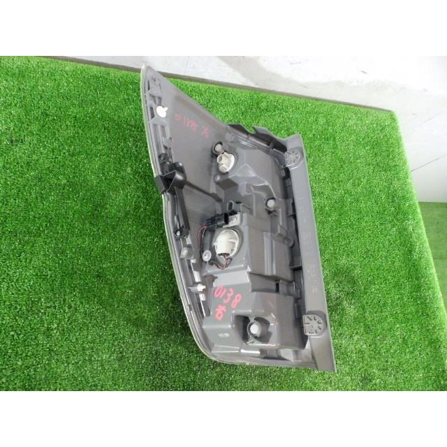 ステップワゴン DBA-RK1 右テールランプ R20A NH788P W0587 33500-SZW-J11 230138 : 株式会社 西友商会 - 通販 - Yahoo!ショッピング