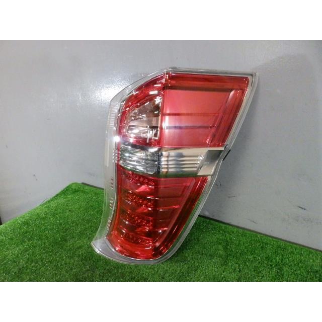 ステップワゴン DBA-RK1 右テールランプ R20A NH788P W0587 33500-SZW-J11 230138 : 株式会社 西友商会 - 通販 - Yahoo!ショッピング