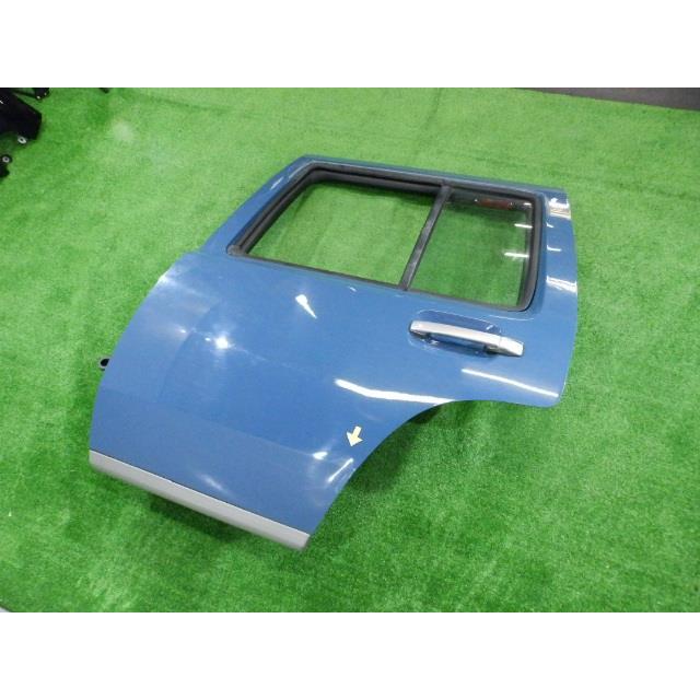 ラシーン E-RFNB14 左リアドア GA15DE BP8 82101-98Y30 231128 : 株式会社 西友商会 - 通販 - Yahoo!ショッピング