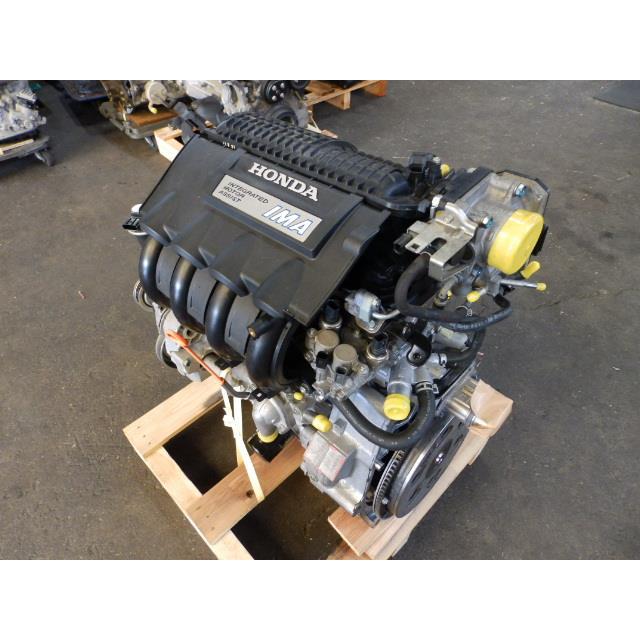 フィット フィットハイブリッド/HV DAA-GP1 エンジン LDA-MF6 NH624P MF6-1409052 11000-RBJ-801 232040 : 株式会社 西友商会 - 通販 ...