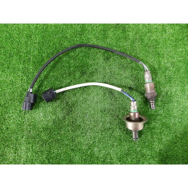 ストリーム DBA-RN8 O2センサー/オーツーセンサー R20A NH700MX 211200-2490 36531-RNA-003 ...