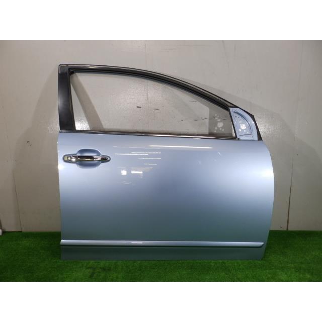 プレミオ DBA-ZRT260 右フロントドア 2ZR-FE 8S7 67001-20A00 240600 : 株式会社 西友商会 - 通販 ...