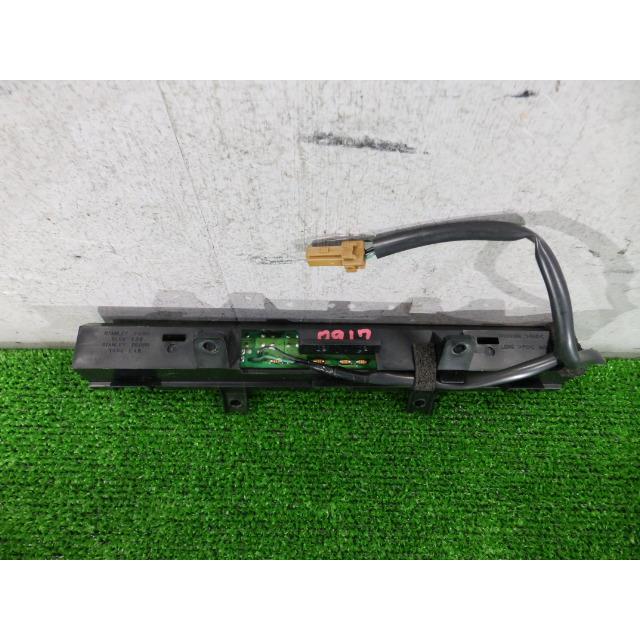 スカイライン DBA-NV36 ハイマウントランプ VQ25HR KH3 P4304 26590-JK010 240917 :000024091715830:株式会社 西友商会 - 通販 ...