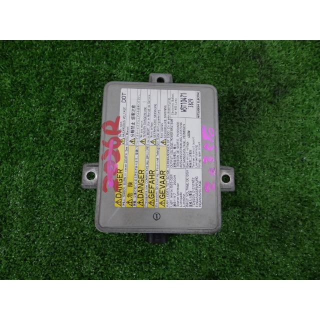ステップワゴン UA-RF3 HIDバラスト/キセノンアンプ K20A NH623M W3T10471 33119-SCC-003 242035 : 000024203510810 ...