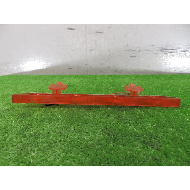 ベンツ Aクラス W169 DBA-169032 ハイマウントランプ 266 589 250087 : 株式会社 西友商会 - 通販 ...