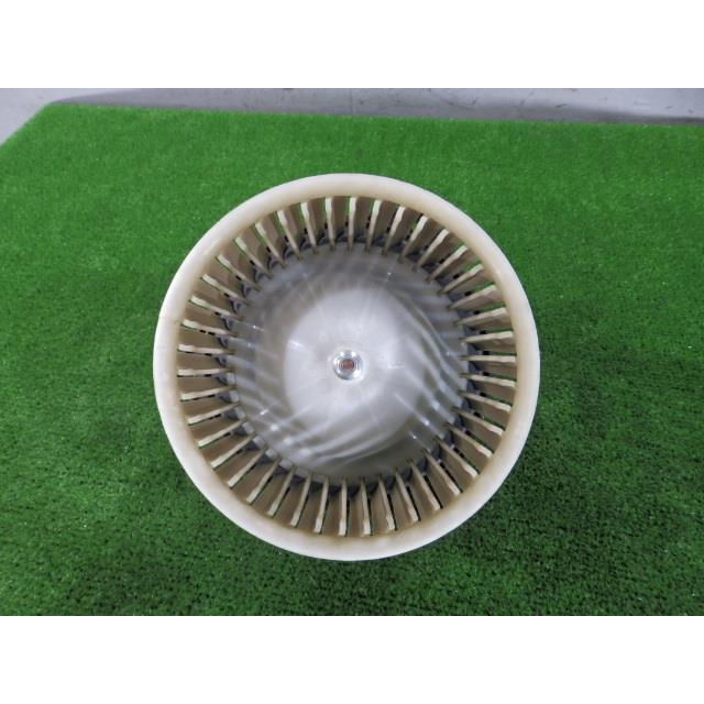 デリカD5/D:5 DBA-CV5W ヒーターブロアモーター 4B12 X24 7802A216 7802A164 250352 : 株式会社 ...